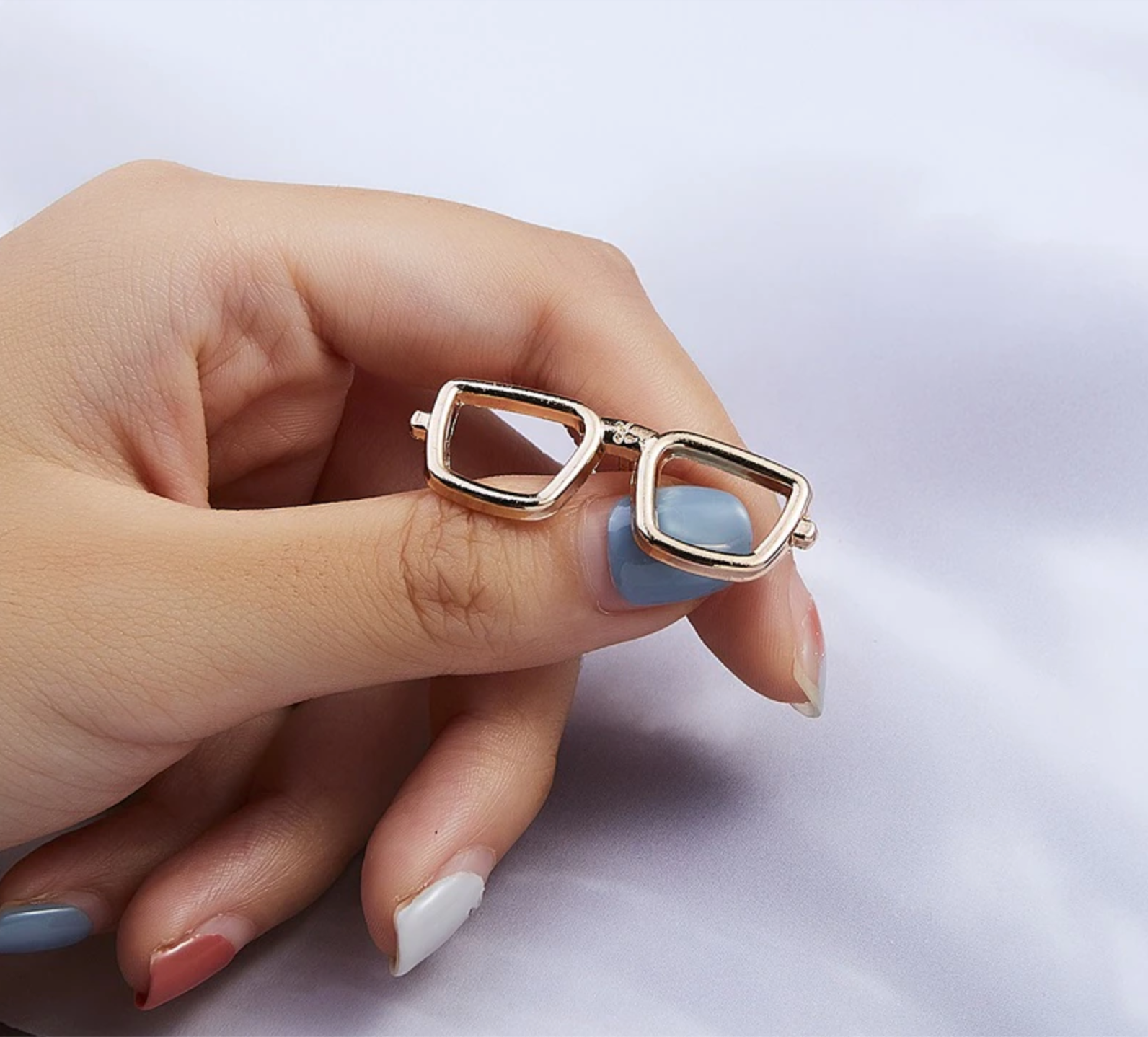 Pin Lentes – Yukawaii